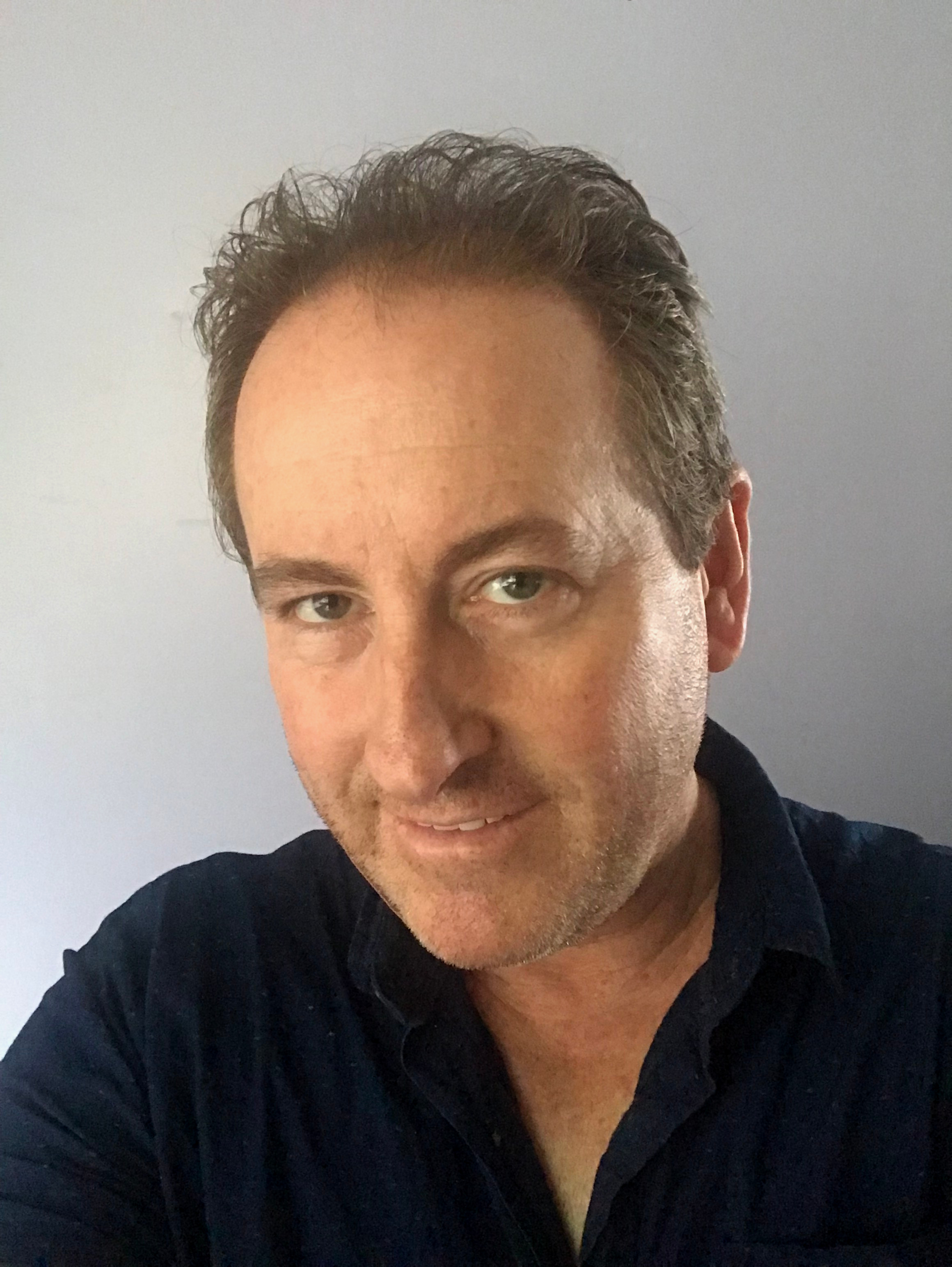 Sean Carslake | Australian author and commentator.